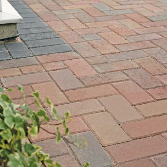 Formpave Royal Forest Red Brindle Block Paving, 200 x 100 x 60mm | Elliotts